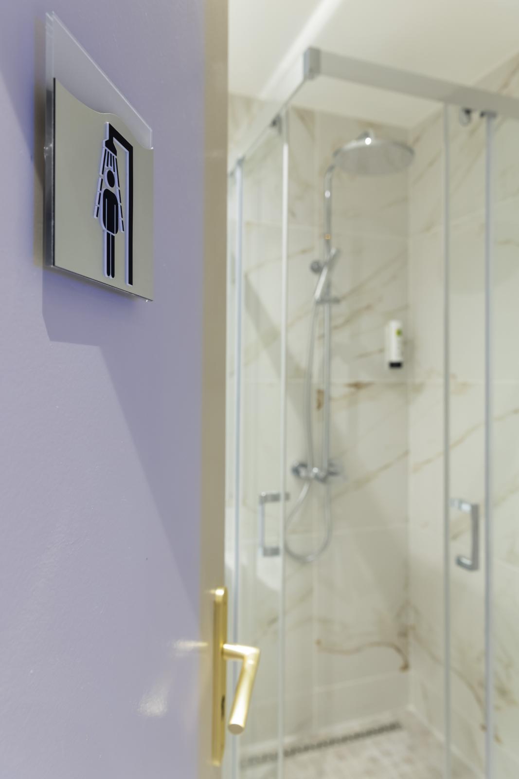 Hotel Locarno Nice | Official Website | 3-Star Hotel near Beaches